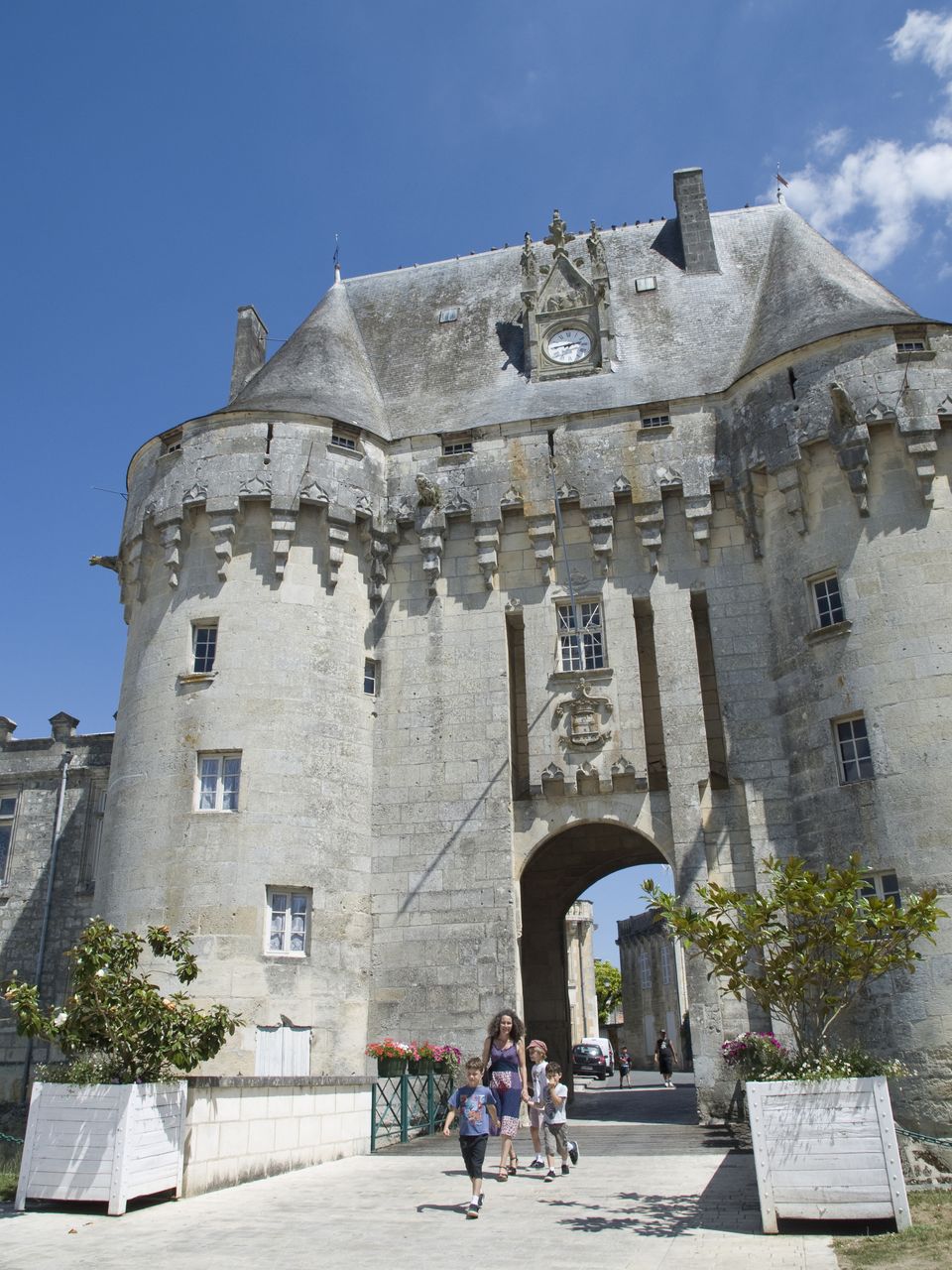 Visites guidées du château de Jonzac - Jonzac Haute Saintonge Tourisme