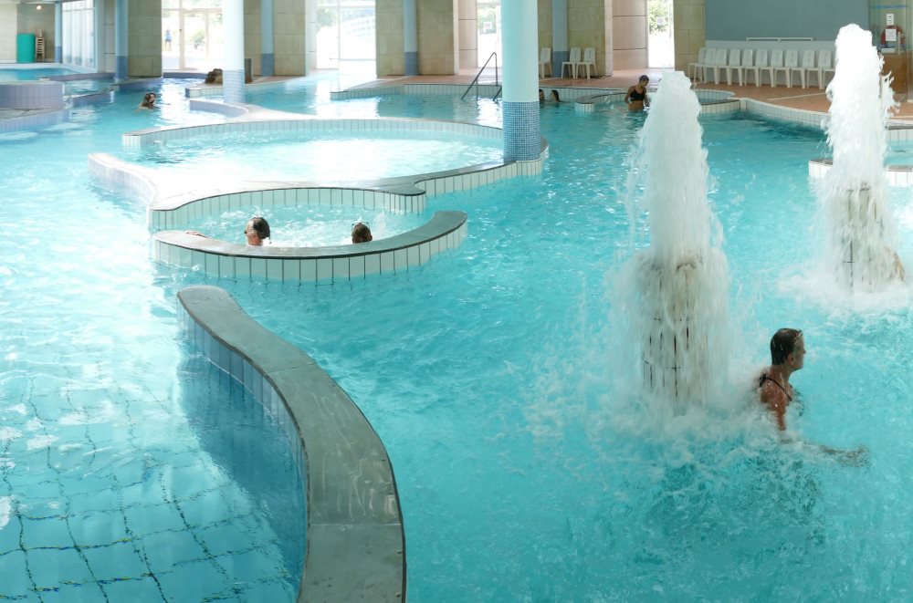 Week-end "bienfaits de l'eau" à deux ou entre amis - Jonzac Haute ...