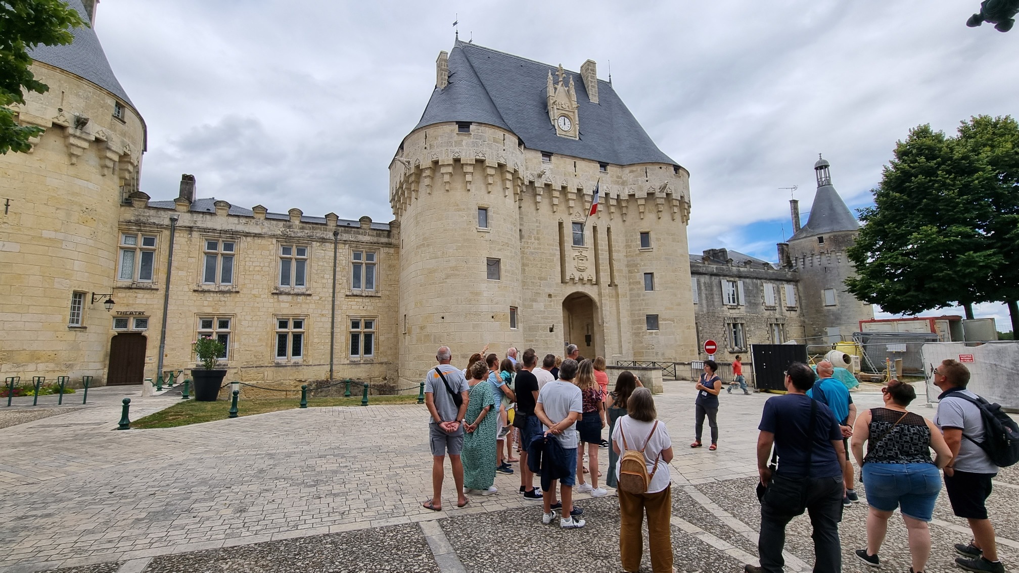 Visites guidées du château de Jonzac - Jonzac Haute Saintonge Tourisme